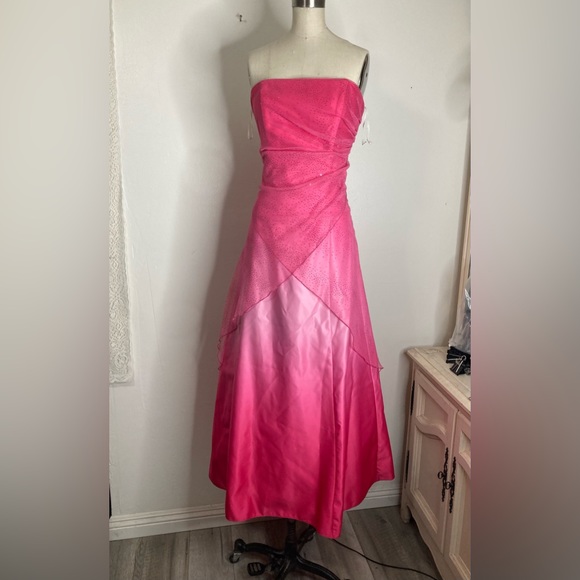 Jump | Dresses | Vintage Hot Pink Strapless Prom Dress With Mesh And ...